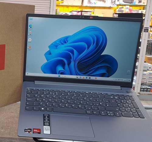 15.6 Ноутбук Lenovo IdeaPad Slim 3 15AMN8