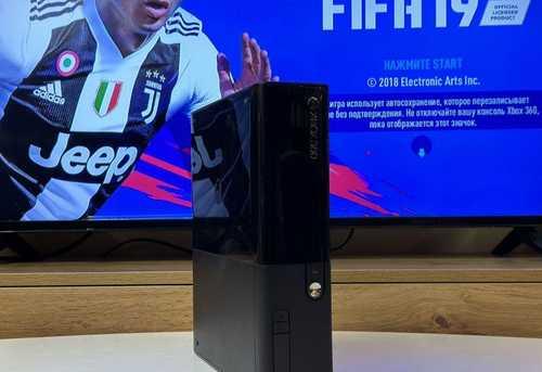 Xbox 360E 250 GB (FIFA 19,GTA 5,Minecraft )