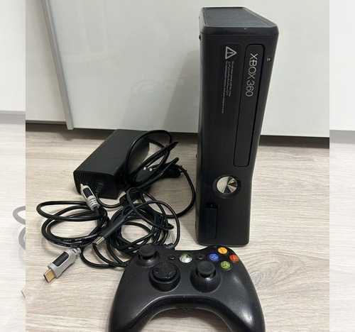 Xbox 360 Slim freeboot 500Gb 134 игры