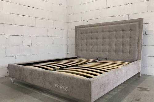 Двуспальная кровать от производителя
