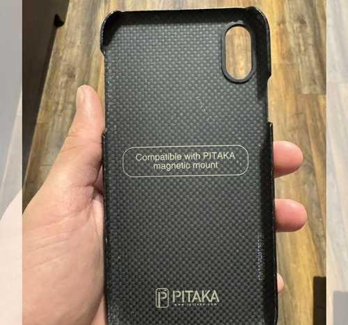 Чехол Pitaka на iPhone XR