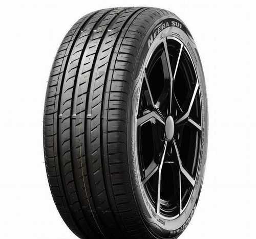 Roadstone N'Fera SU1 225/45 R17
