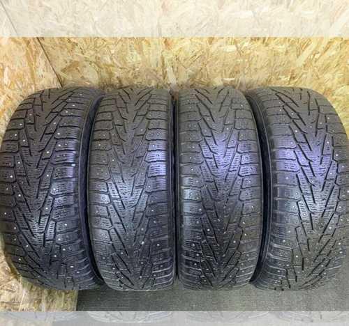 Nokian Tyres Hakkapeliitta 7 SUV 235/65 R17