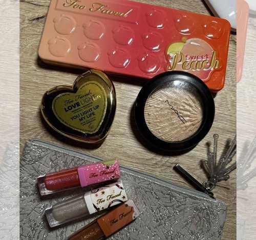 Косметика пакетом too faced