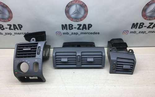 Комплект дефлекторов Mercedes W210
