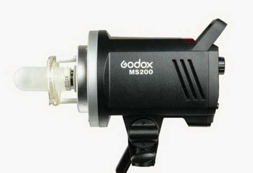 Вспышка студийная Godox MS200