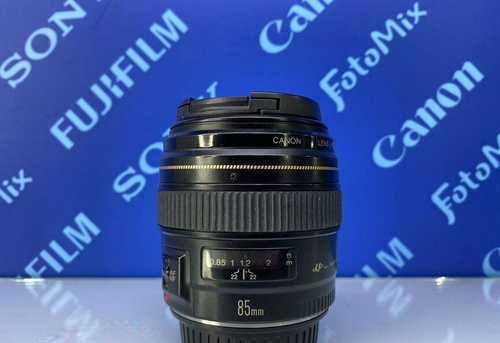 Canon 85mm f/1.8 (sn:3044)