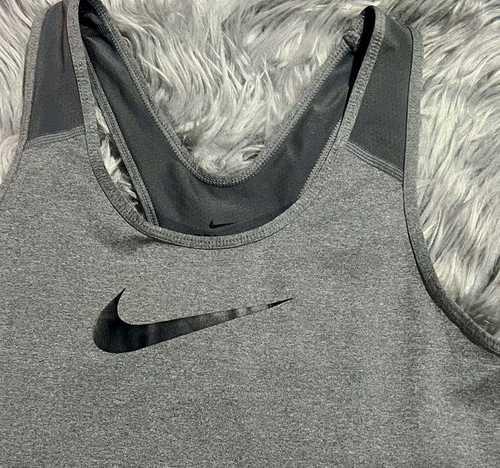 Майка спортивная женская nike