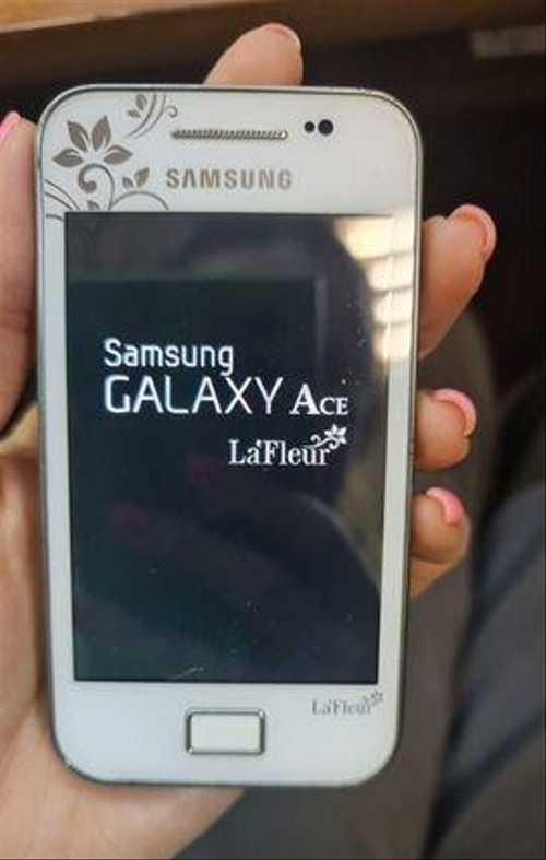 Samsung Galaxy Ace La Fleur GT-S5830I рабочий