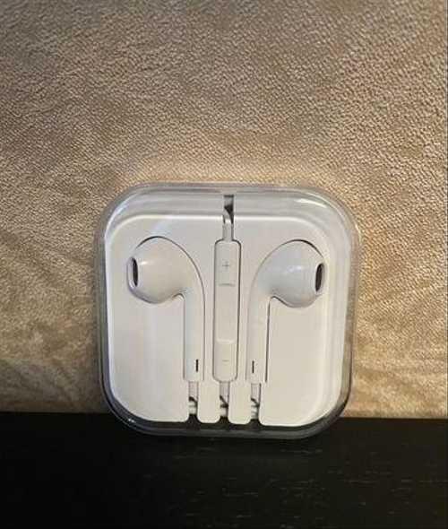 Наушники Apple EarPods с разъёмом 3.5mm