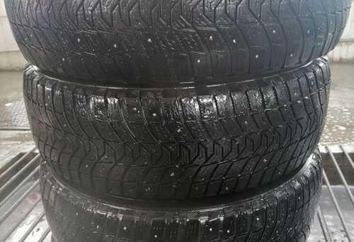 Michelin Latitude X-Ice North 3 215/65 R16 102