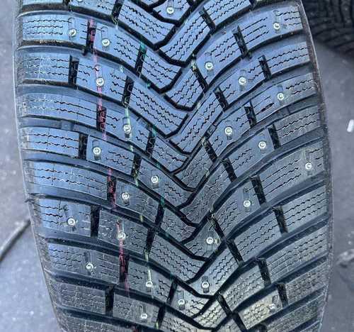 Continental IceContact 3 255/45 R20 110T