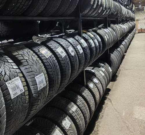GT Radial Champiro HPY 255/40 R19 96Y