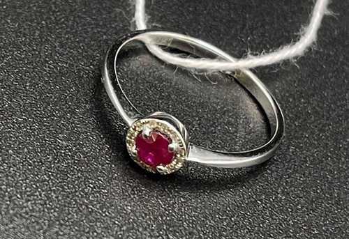 Новое золотое кольцо с рубином и бриллиантами