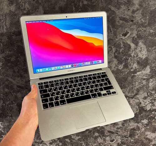 Классный Apple ноутбук MacBook Air 13 Core i5 SSD