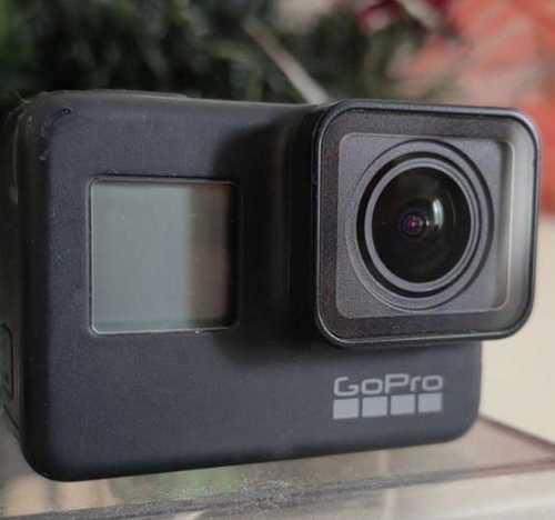 Продам экшен камеру GoPro Hero 7 black. Го про