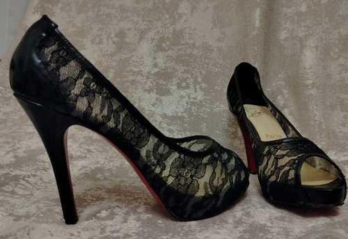 Туфли женские Christian Louboutin