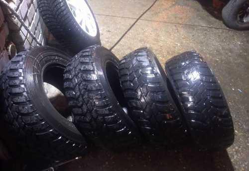 Dunlop Grandtrek MT2 265/70 R16