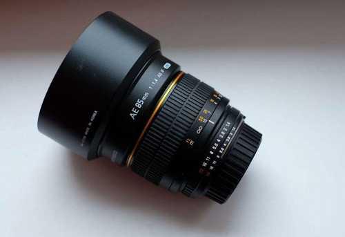 Samyang 85mm f 1.4 (Nikon)
