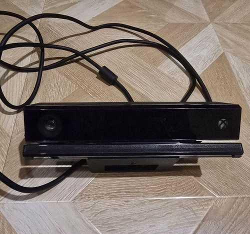 Kinect 2.0 (Xbox One) торг есть