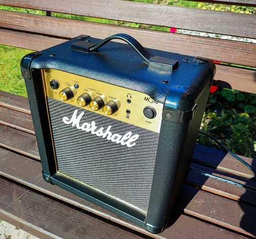 Комбоусилитель Marshall mg10 gold