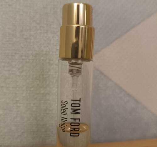 Tom Ford soleil neige