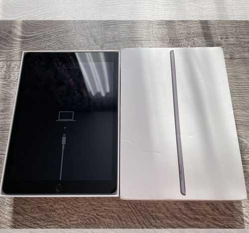 iPad 7 10.2” 2019 128GB Wi-Fi по запчастям