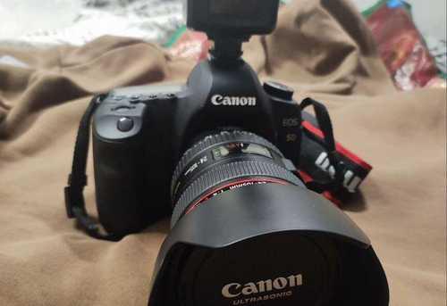 Зеркальный фотоаппарат и объектив Canon