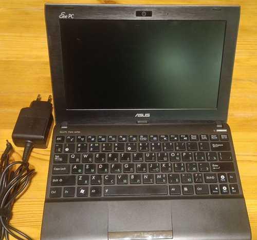 Нэтбук Asus Eee PC 1025c