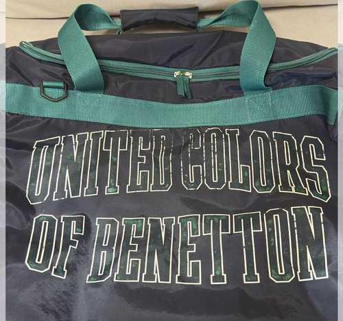Сумка спортивная United Colors of benetton