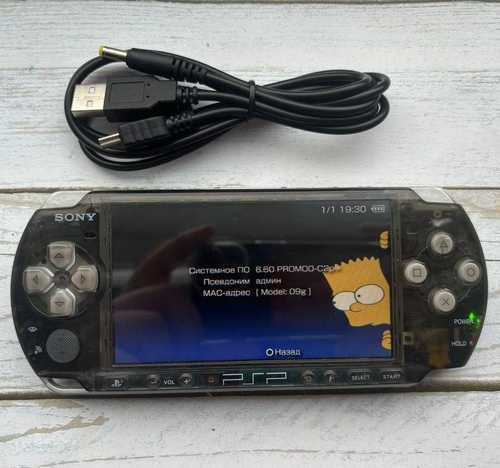 Sony PSP 3008 прошита, карта памяти 64gb