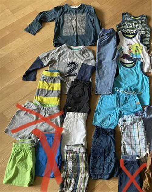 Мальчику 92:лонгслив,шорты,футболки,чешки в сад