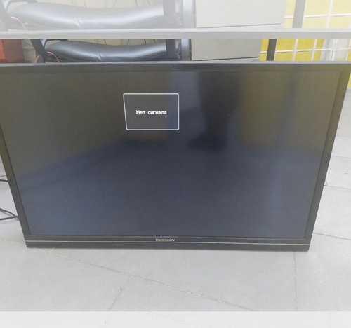 32" (81 см) Телевизор LCD Thomson T32C30U