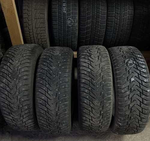 Nokian Tyres Hakkapeliitta 8 SUV 235/60 R18