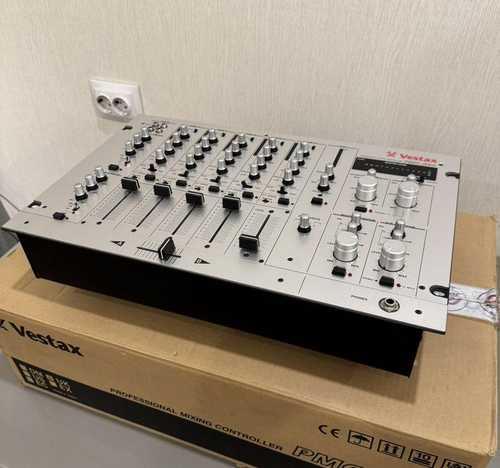 Dj Микшерный пульт Vestax PMC 500