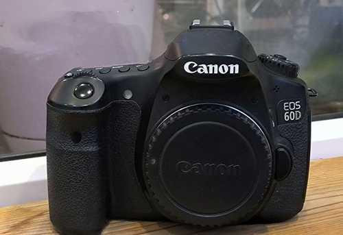 Зеркальный фотоаппарат Canon 60D