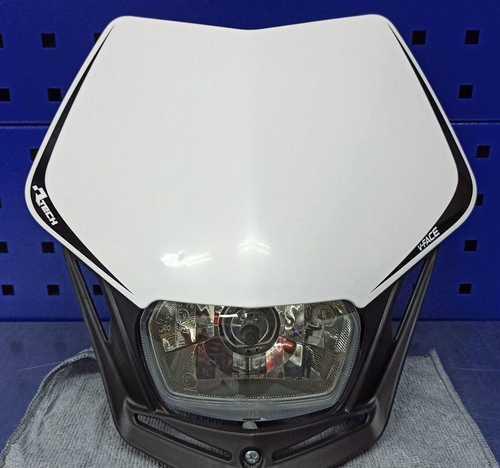 Фара RTech V-Face headlight