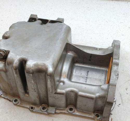 Поддон Toyota Vitz KSP130 1krfe