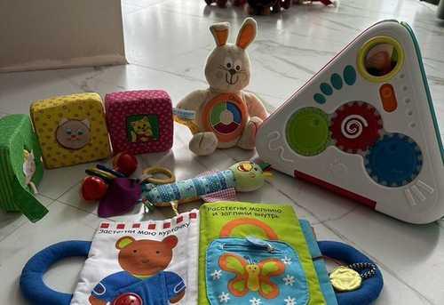 Детские фирменные игрушки для малышей пакетом