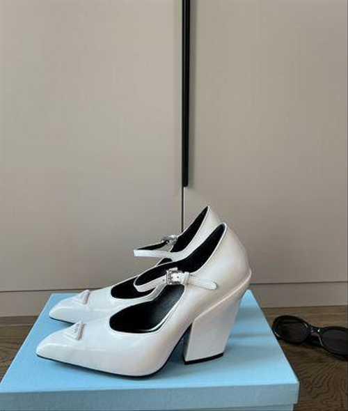 Туфли Prada
