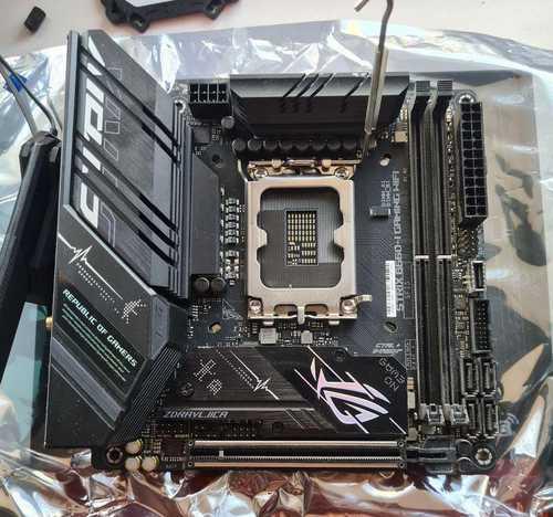 Материнская плата asus rog strix b660 i gaming wif