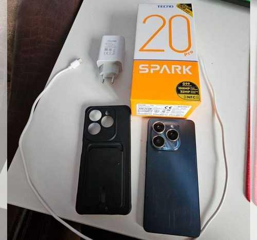 TECNO Spark 20 Pro, 12/256 ГБ