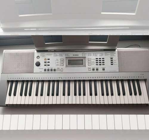 Синтезатор Yamaha YPT-340