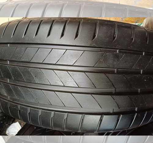 Bridgestone Turanza T005A 255/40 R20 101Y