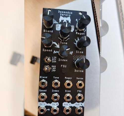Desmodus Versio от Noise Engineering