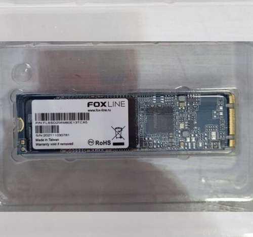 Накопитель SSD m2 foxline 256gb новый