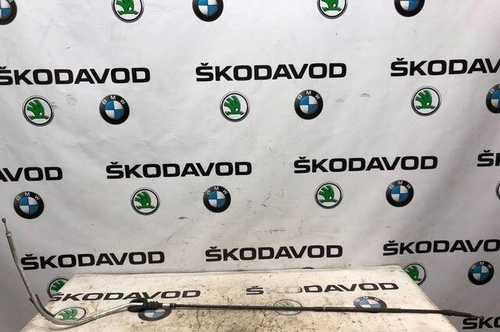 Трос ручника Skoda Octavia A7 (5E)