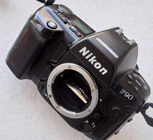 Nikon F90 c MF-26