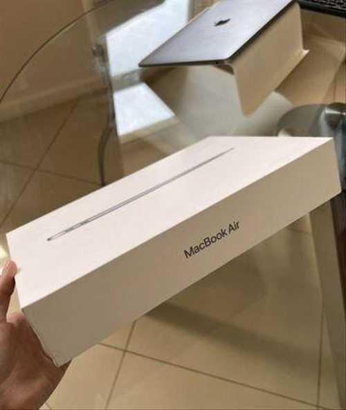 Коробка macbook air m1