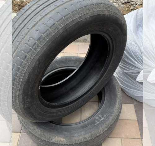 Yokohama 104ZR 215/65 R17